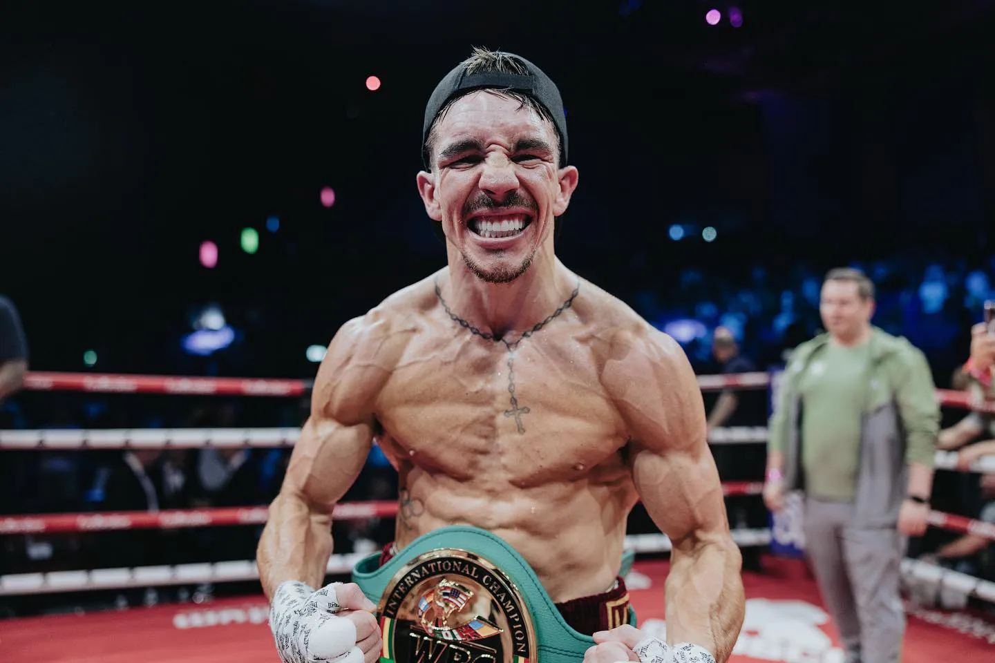 Michael Conlan regresa con nocaut Jack Bateson en Dublín