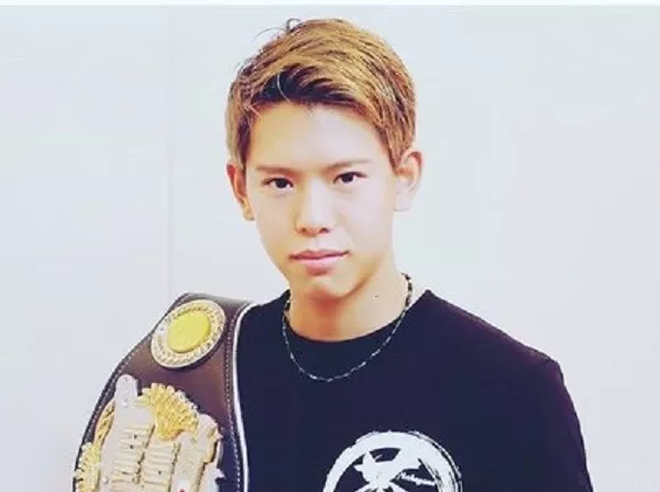 Mugicha Nakagawa venció a Shingo Wake por la vía de los puntos