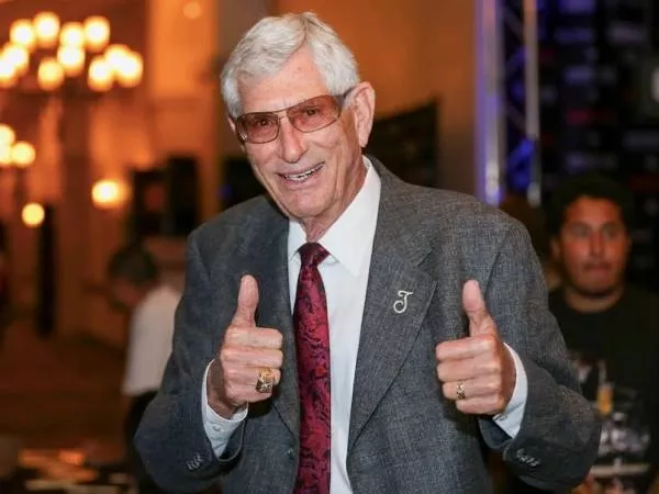 CEO de Thompson Boxing, Ken Thompson, ampliará sobre 3.2.1 PPV